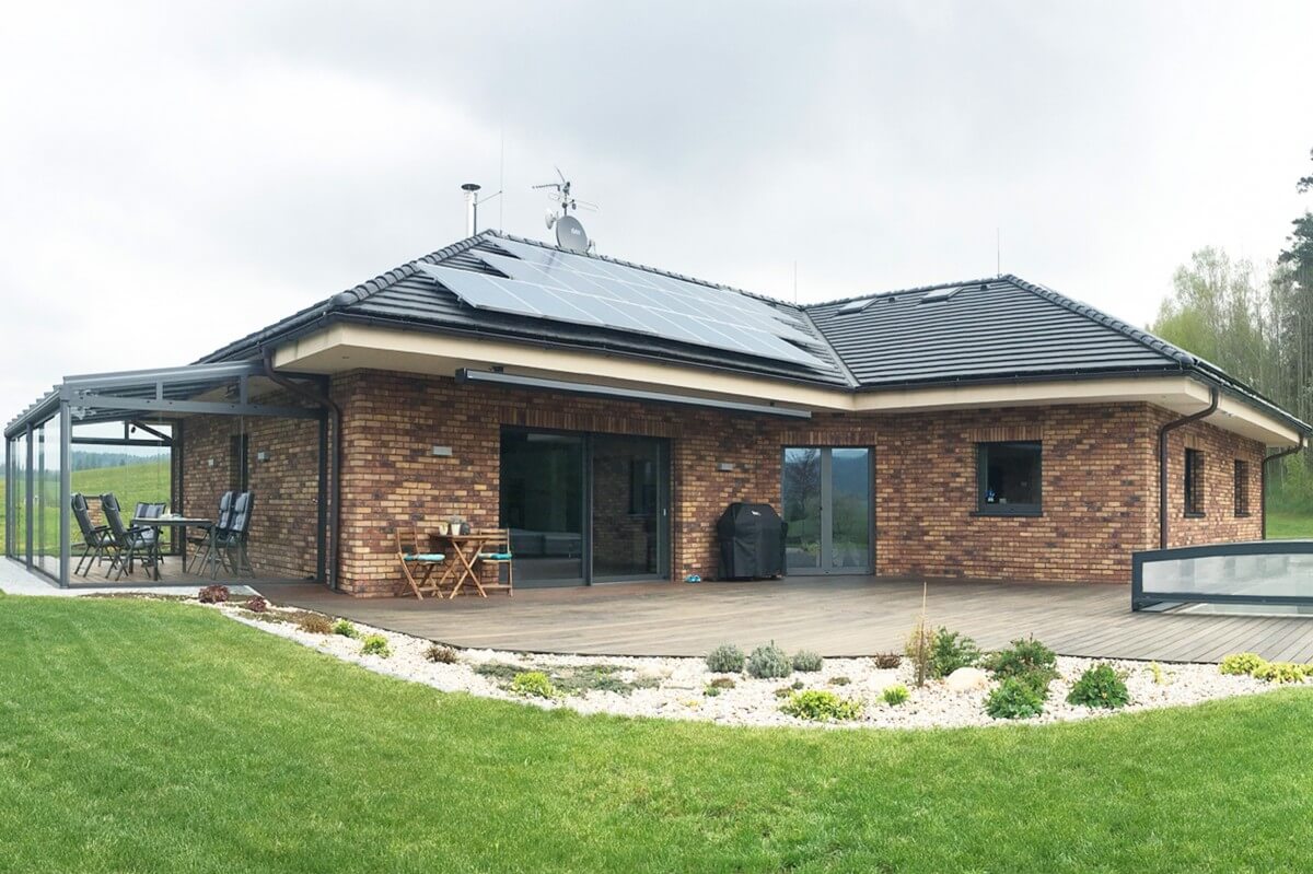 Fasády rodinných domů inspirace - LícovéZdivo.cz