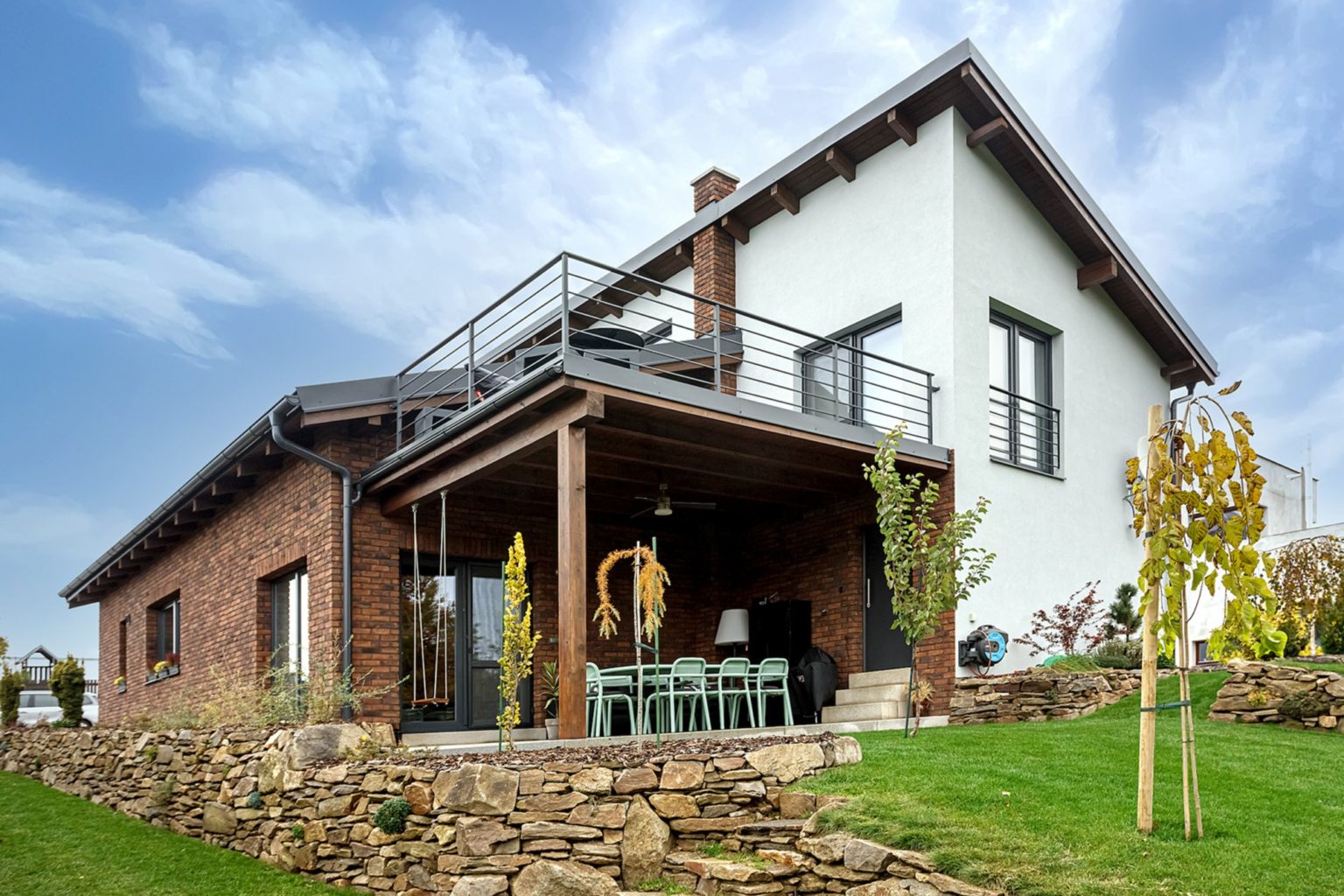 Fasády rodinných domů inspirace - LícovéZdivo.cz